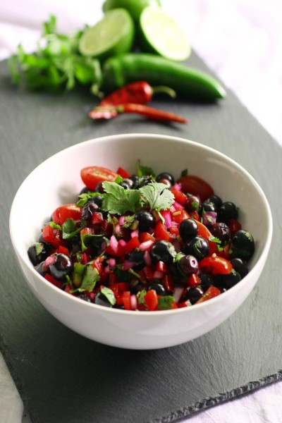 Spicy Blueberry Salsa – Your Daily Vegan